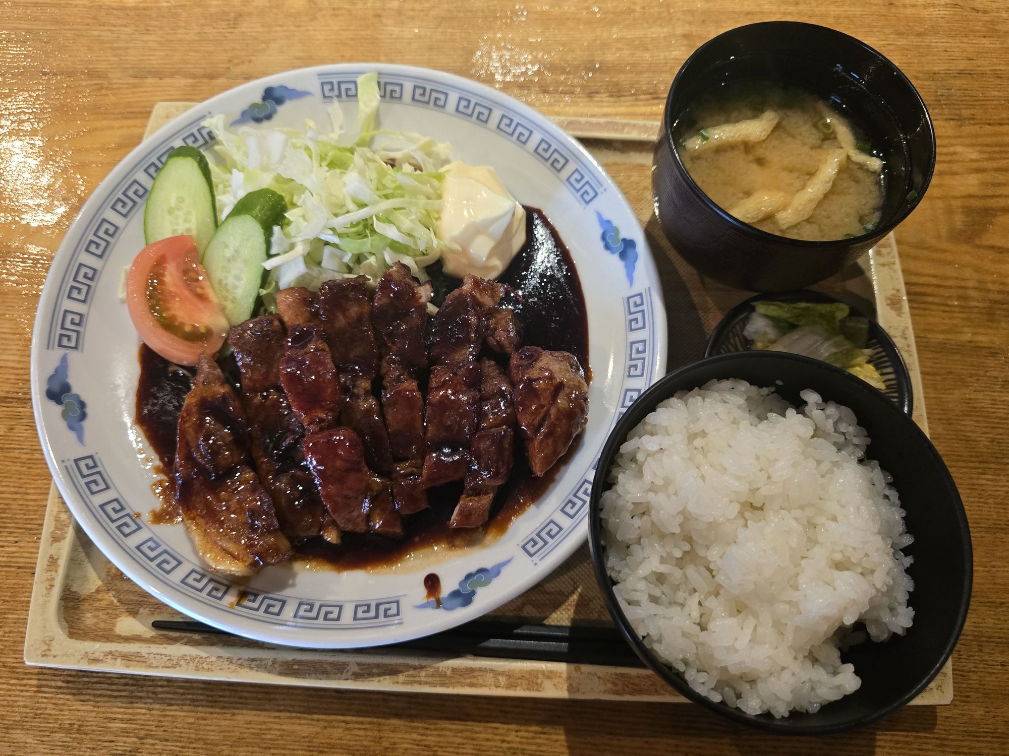【烏森絶メシ食堂】烏森神社に隠されていた絶品グルメ！ポークソテーライスを食べてみたよ1500円東京都港区新橋グルメ – 東京話題ネット